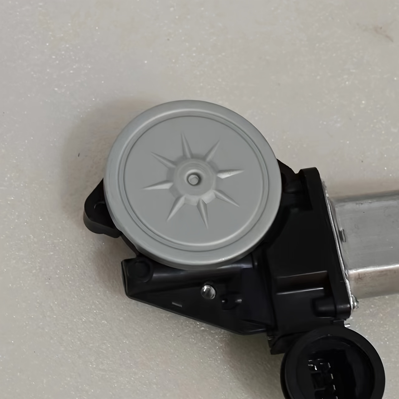 Auto Parts Left Window Regulator Motor (front/rear) - Temu Australia