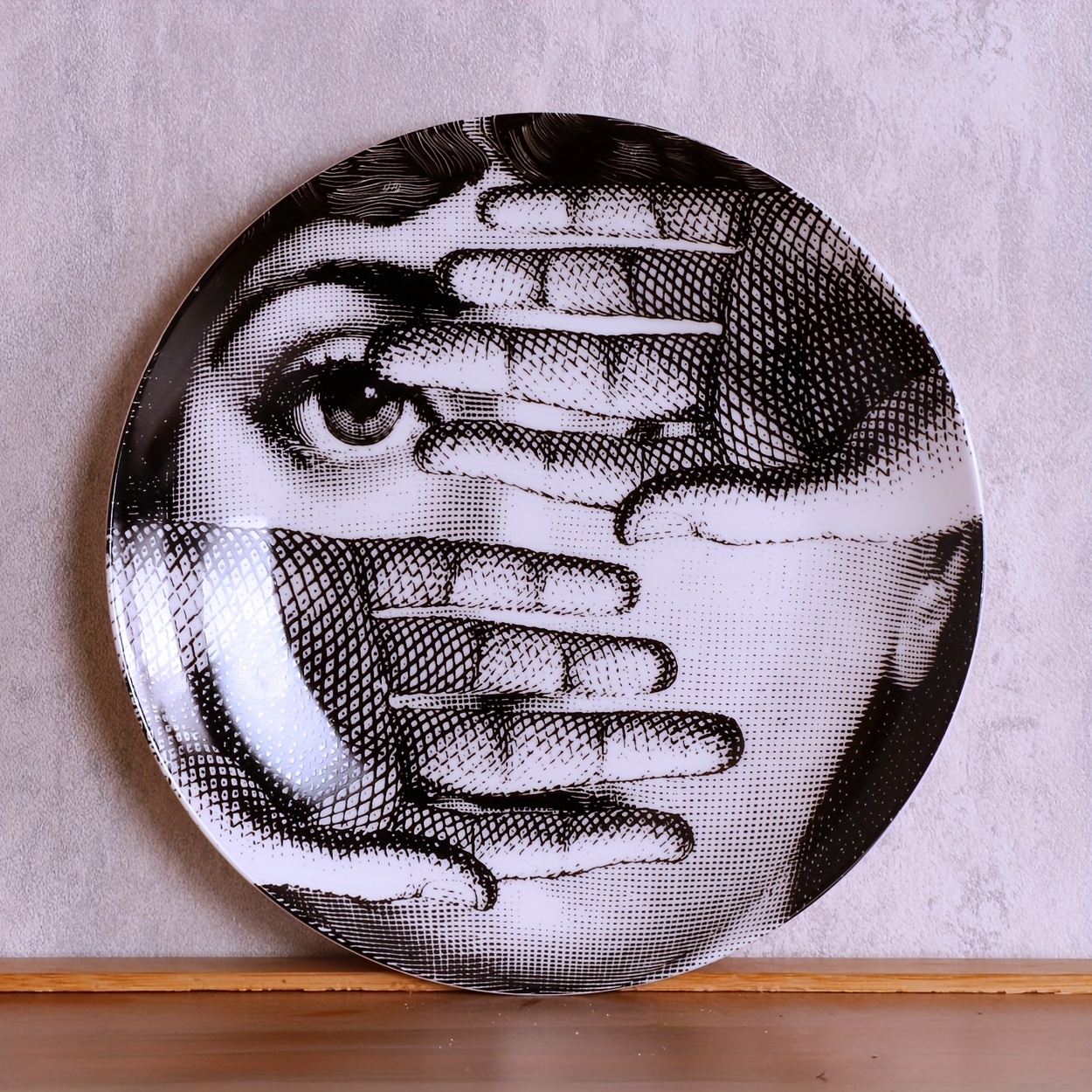 decorative plates sold on Temu Australia
