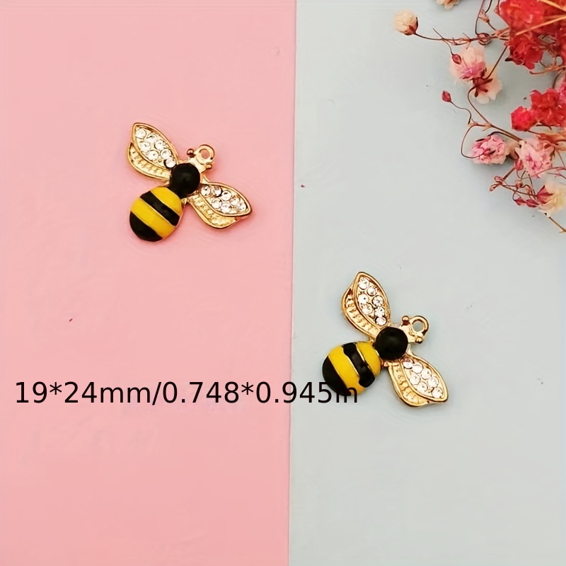 4 Styles Cute Bee Design Inlaid Rhinestones Alloy Pendants - Temu ...