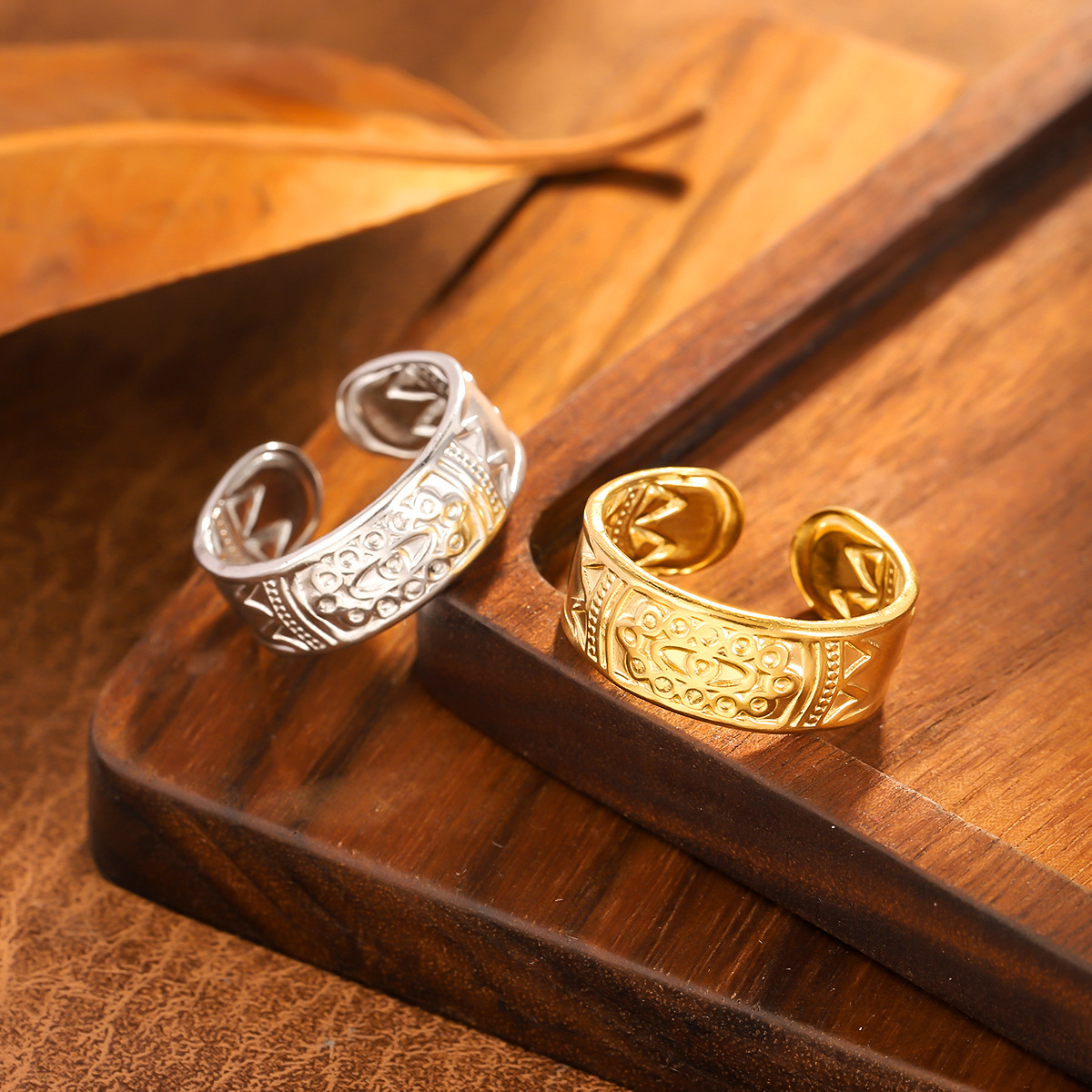 eyeball rings sold on Temu United States