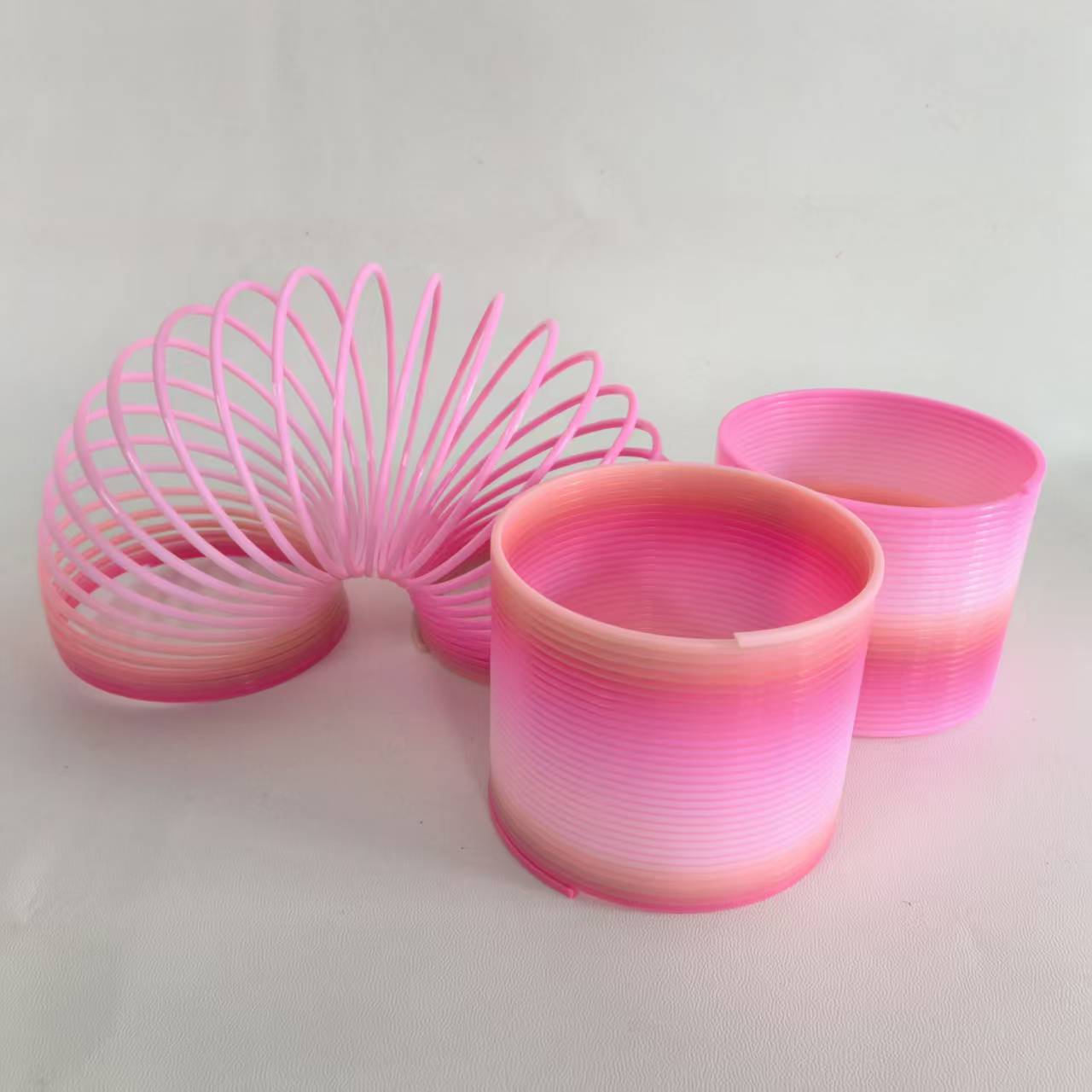 slinky toy sold on Temu United States