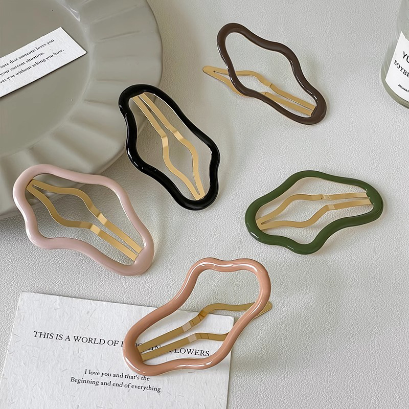 1pc Plastic Medium Size Hair Clip Women Cloud Hollowed Clip Hair ...