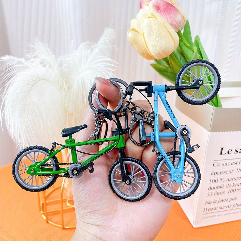 Small toy cycle store