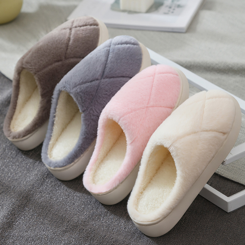 women house slippers sold on Temu United States