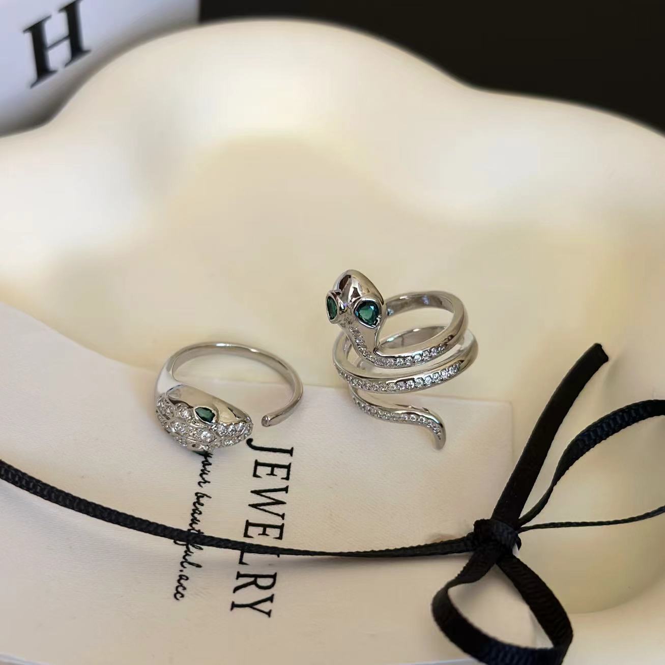 Chic Vintage inspired Snake Ring Sparkling Zirconia - Temu