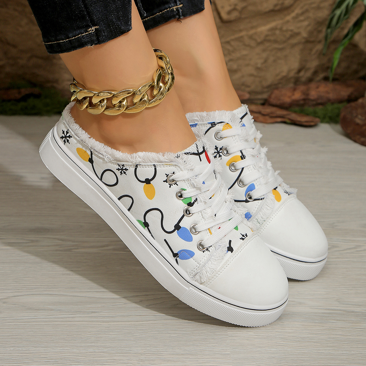christmas shoes sold on Temu United States