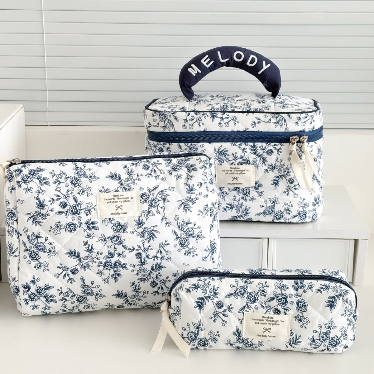 cosmetic makeup bags sold on Temu United States