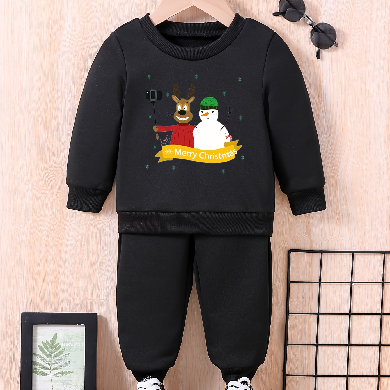 유아 여아 2pcs 세트 패션 풀오버 스웨트 셔츠 바지 신축성 있는 허리 스웨트팬츠 크리스마스 귀여운 만화 사슴 눈사람 패턴 And 트렌디한 편지 인쇄 캐주얼 스포츠 의상